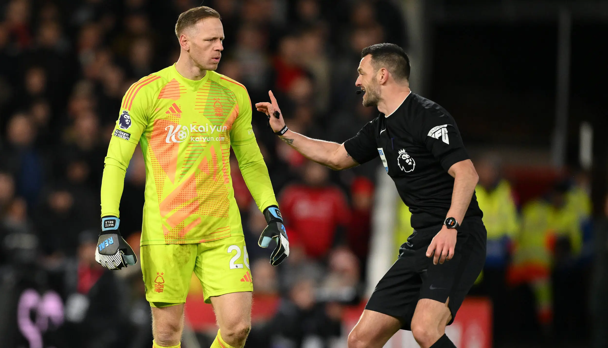 L'IFAB introduit une nouvelle règle pour stopper les gains de temps ...
