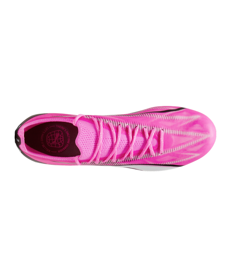 Hot pink pumas store